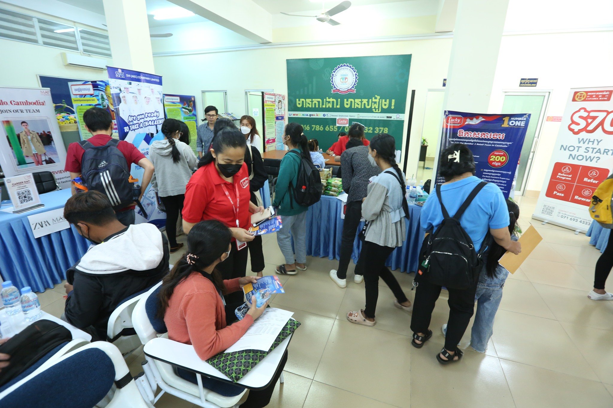 ៣ថ្ងៃទៀត! ត្រៀម CV ឱ្យហើយ ឱកាសការងារជិត ៣ពាន់កន្លែង ជាមួយក្រុមហ៊ុនធំៗចំនួន ១៥ ក្នុង ...